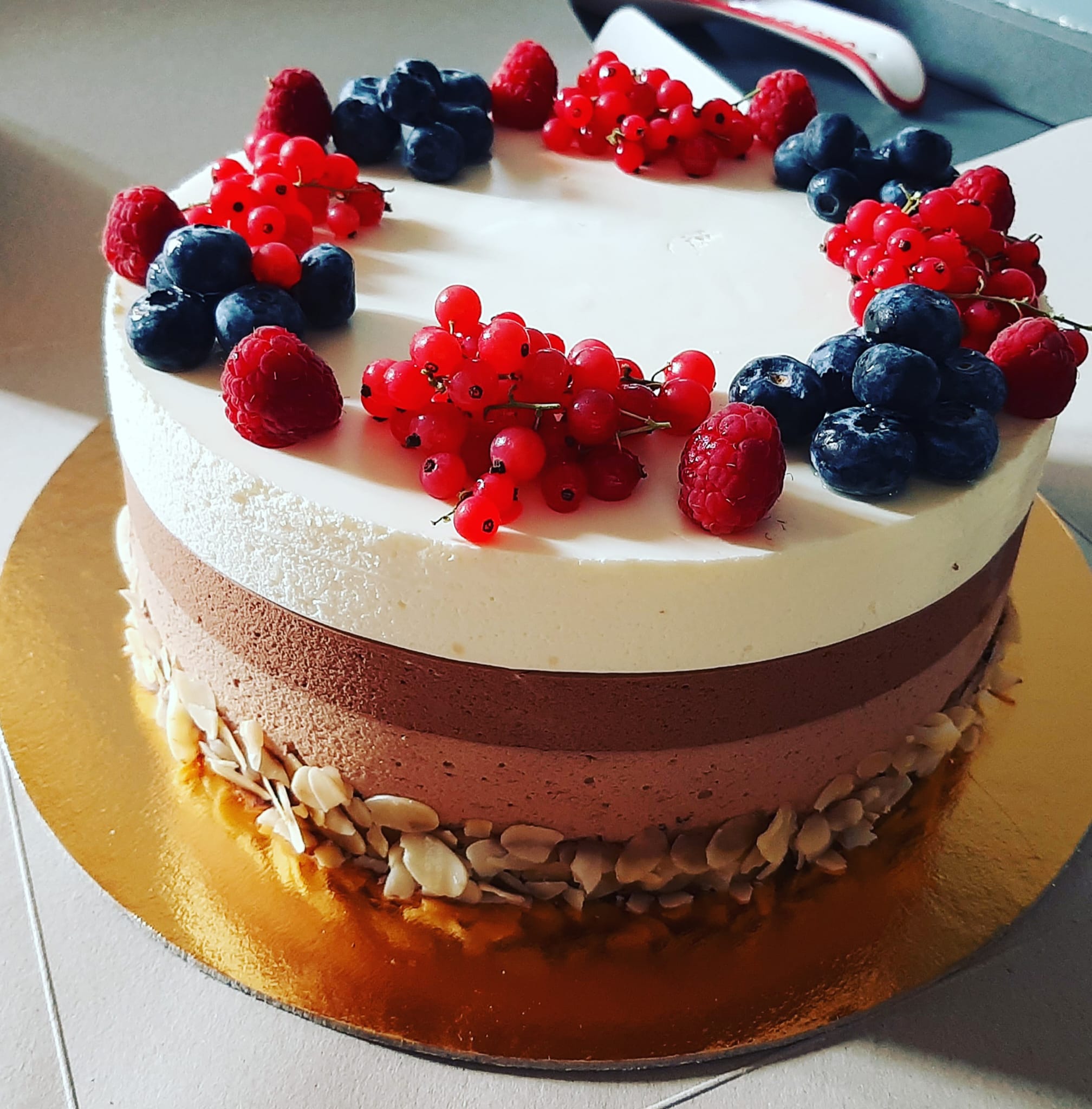Tort trio mousse ciocolata - Gramaj min. 1,5 kg - Precomanda 48 de ore ...